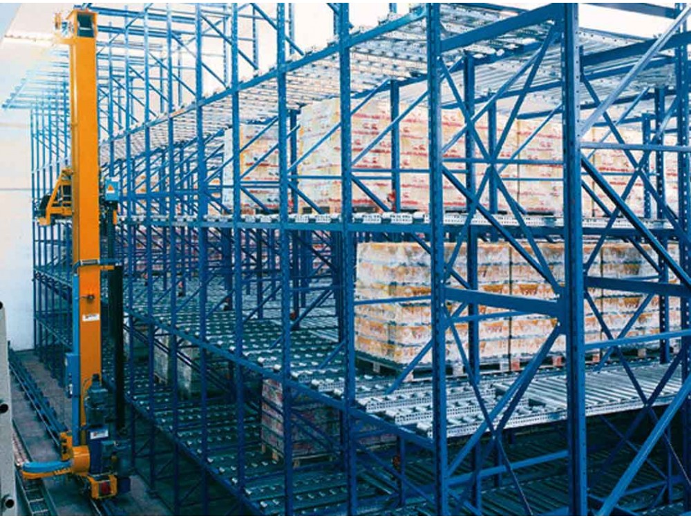 Heavy-duty gravity shelving unit for high rotation pallets - FERRETTO GROUP